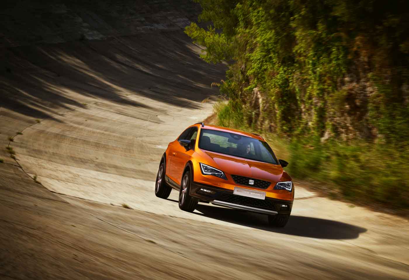Leon Cross Sport antecipa primeiro SUV da Seat (com video)